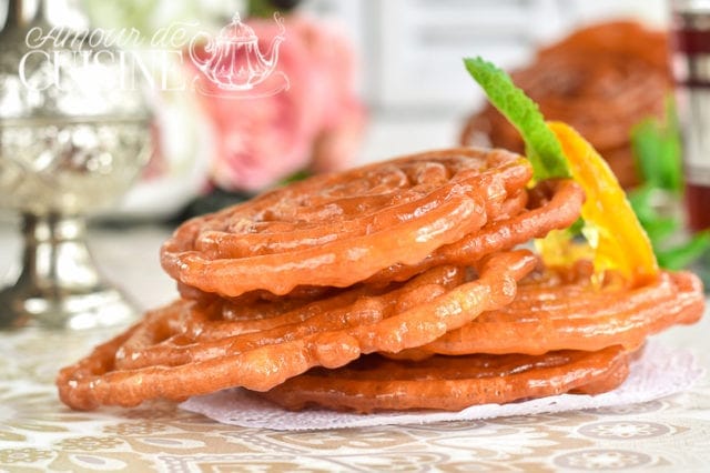 Zlabia maison facile et croustillante : Recette traditionnelle algérienne