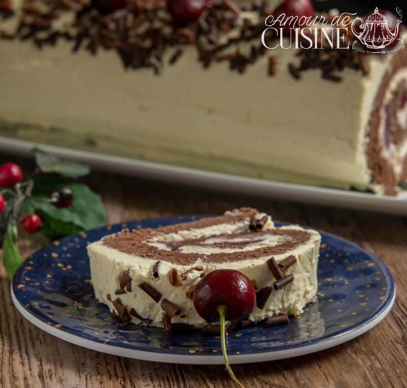 Recette De La Bûche Façon Forêt Noire Amour De Cuisine