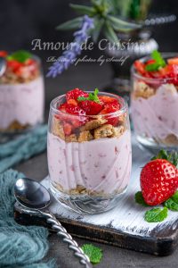 Verrines au skyr fraises et speculoos